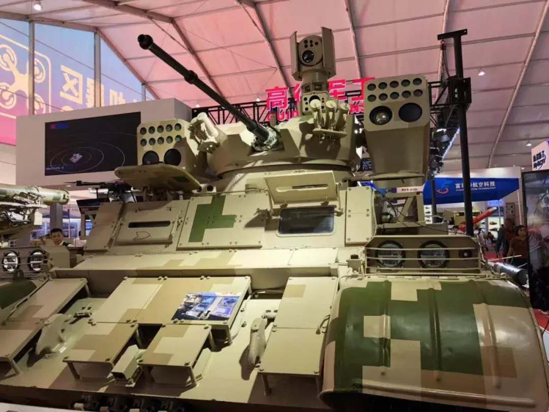 不只看飞机珠展 连真枪械都能上手摸 - 知乎