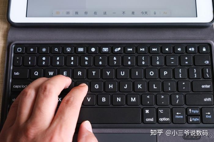 iPad实用配件，雷柏XK300蓝牙键盘体验