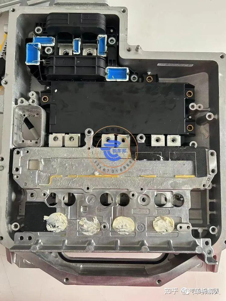 华为DriveONE电机控制器拆解实拍 - 知乎