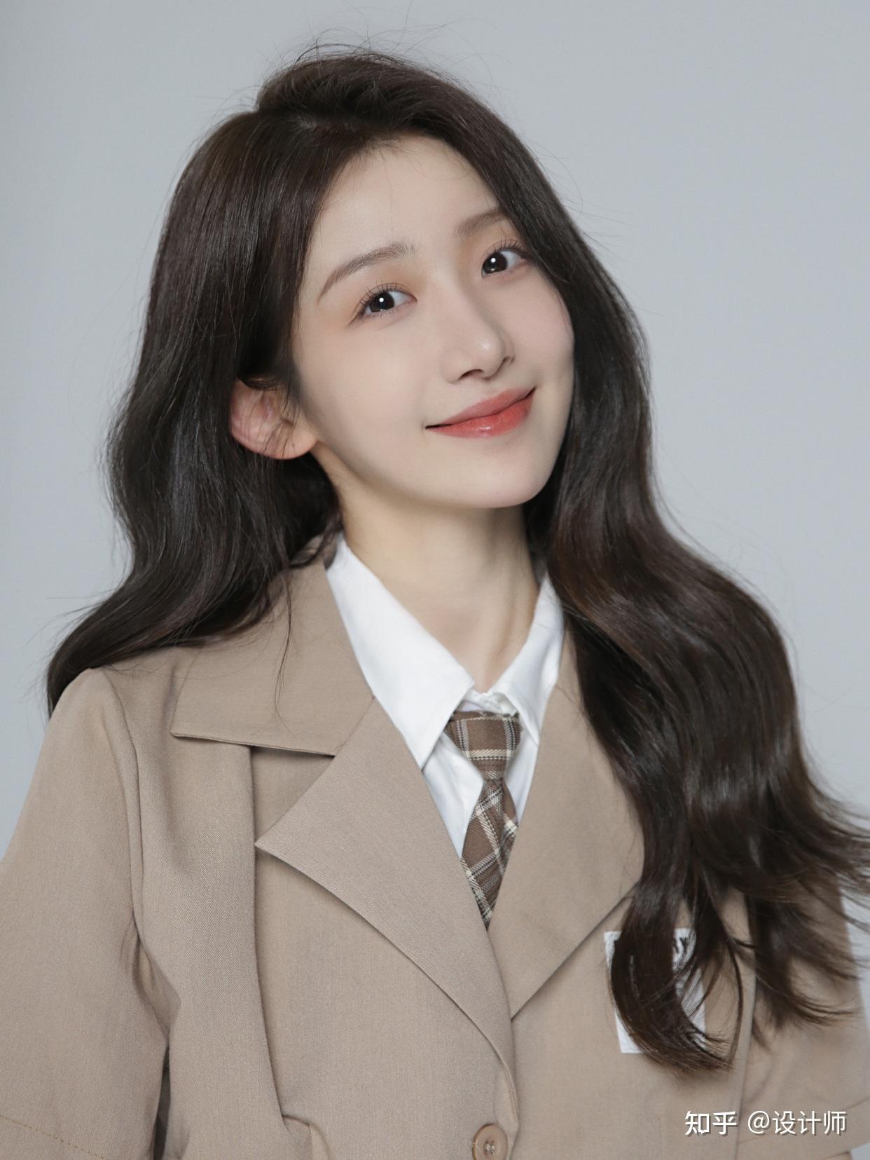 半身照超全拍摄方法，从角度、姿势、表情，教你拍出美美的半身照 - 知乎