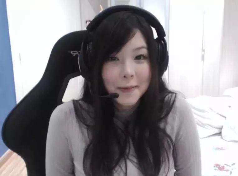 Mayumi的劲敌来了?日本LOL冠军战队现美女辅助,17岁就这么成熟 - 知乎