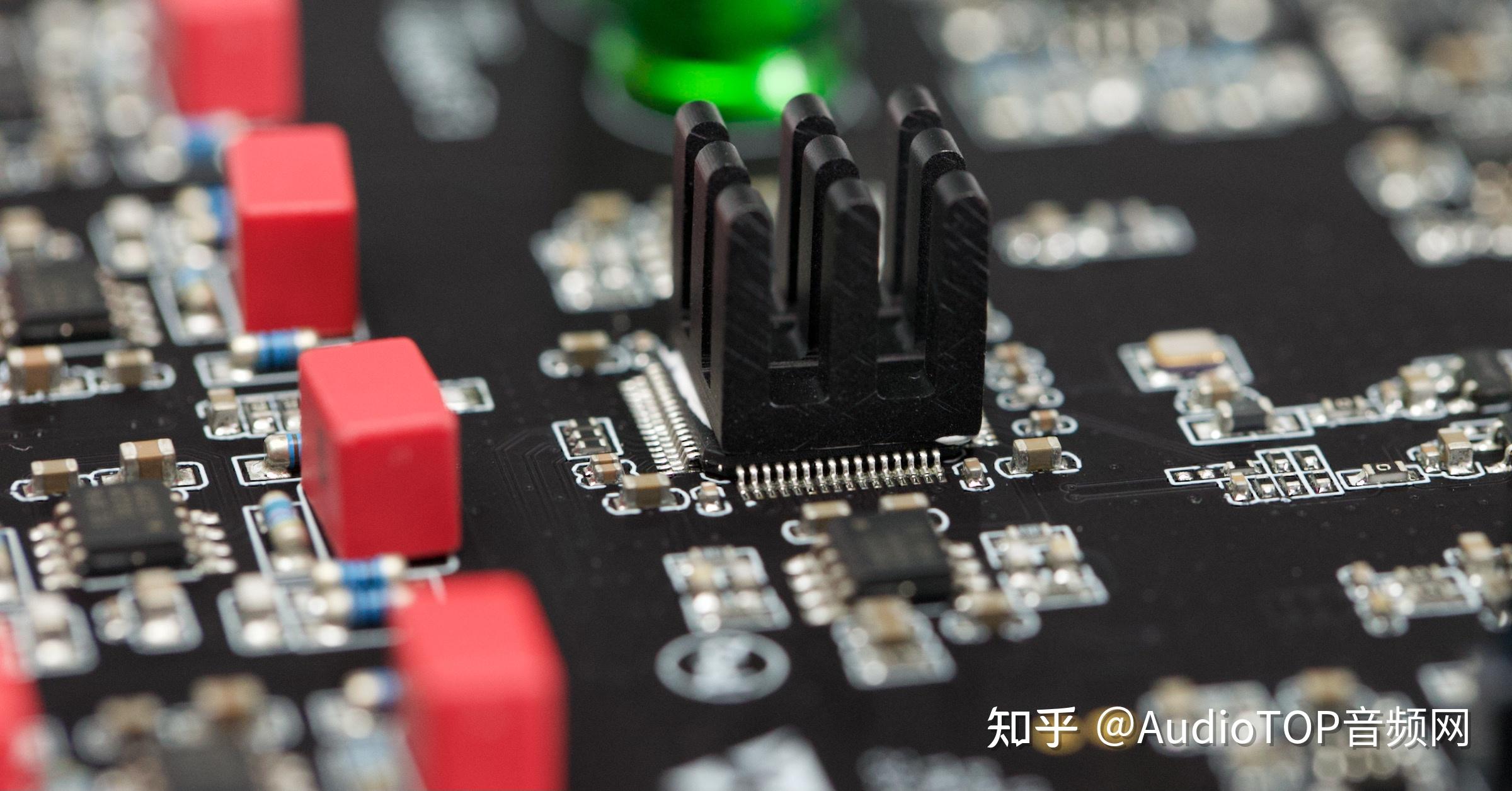 精工细作：旗舰级ES9038Pro解码耳放一体机EverSolo DAC-Z8 - 知乎