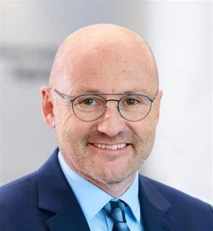 美敦力和施乐辉高管加入法国骨科手术机器人公司 - 知乎