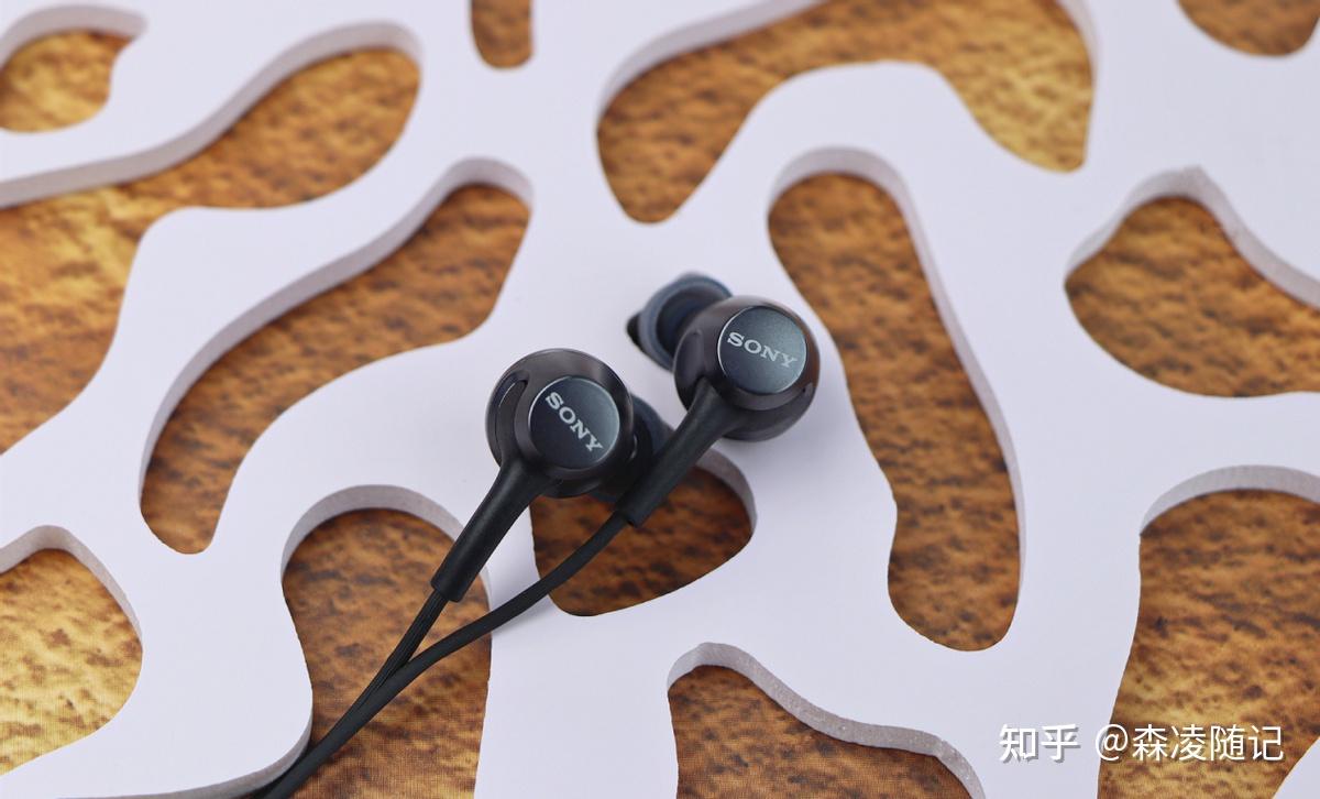 SONY MDR-EX255AP评测，一款听说性价比超高的入耳式有线耳机。 - 知乎