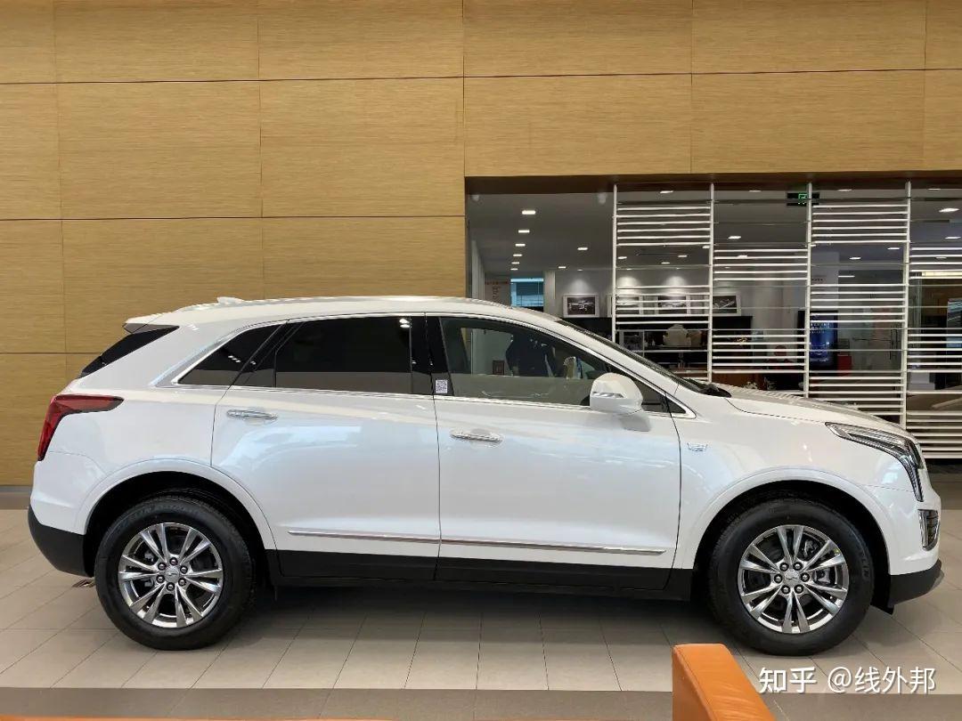 35万级豪华SUV怎么选？航海家、XT5、XC60探店对比 - 知乎