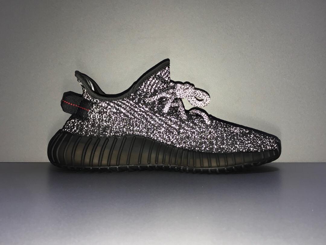 分享黑色满天星 YEEZY BOOST 350 V2 Black Reflective FU9007 - 知乎