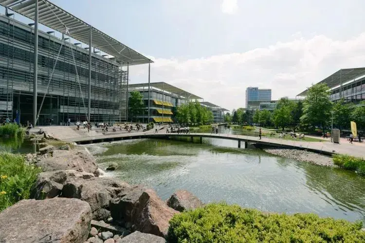 什么是理想办公的快乐星球——Chiswick Park 启示录（上） - 知乎