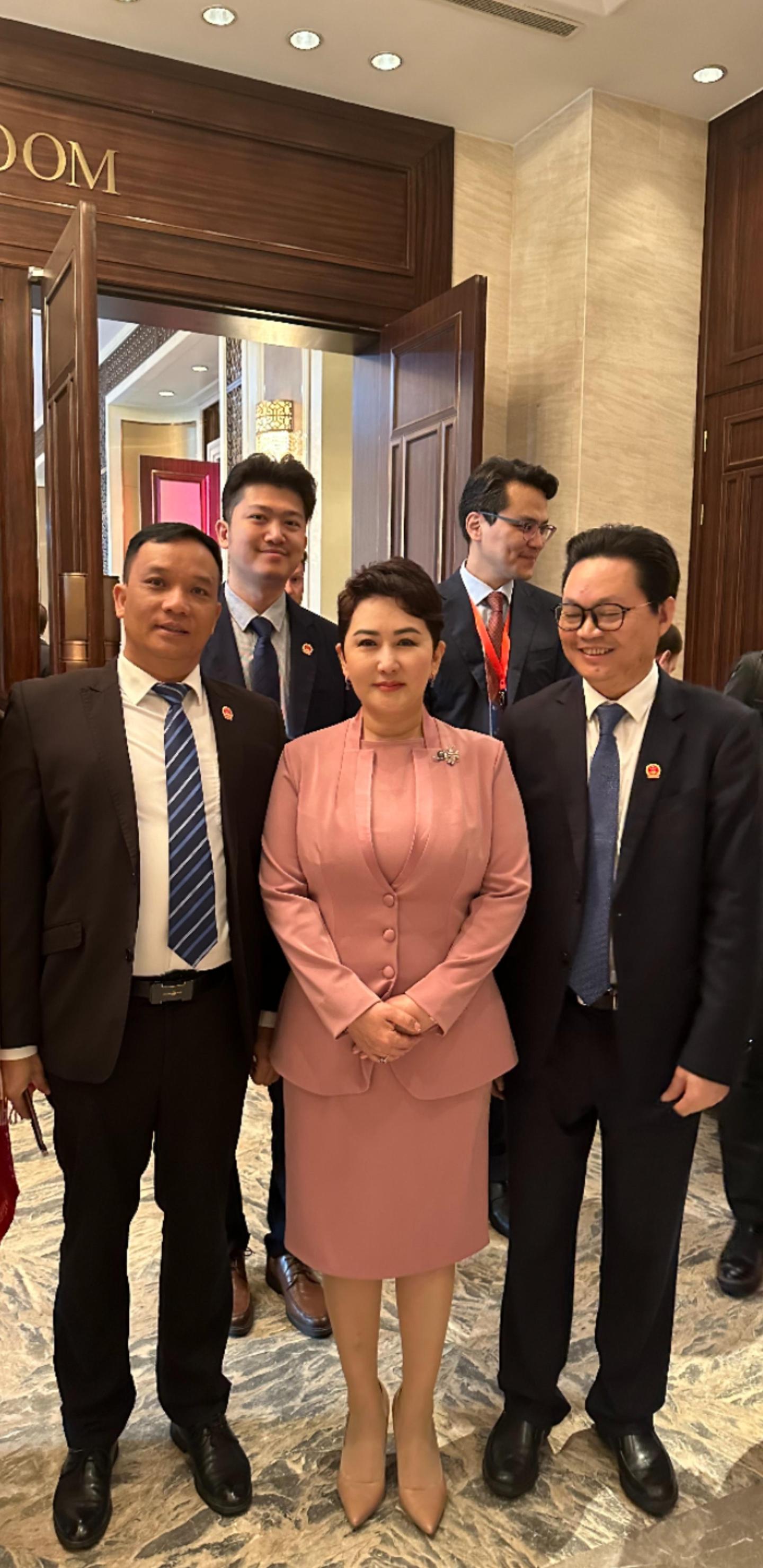 周厚霖受邀参加第二十届联合国世界出口发展论坛 - 知乎