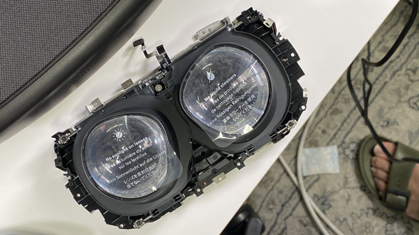 Oculus Quest 2拆解：更优散热、更紧凑内结构 - 知乎