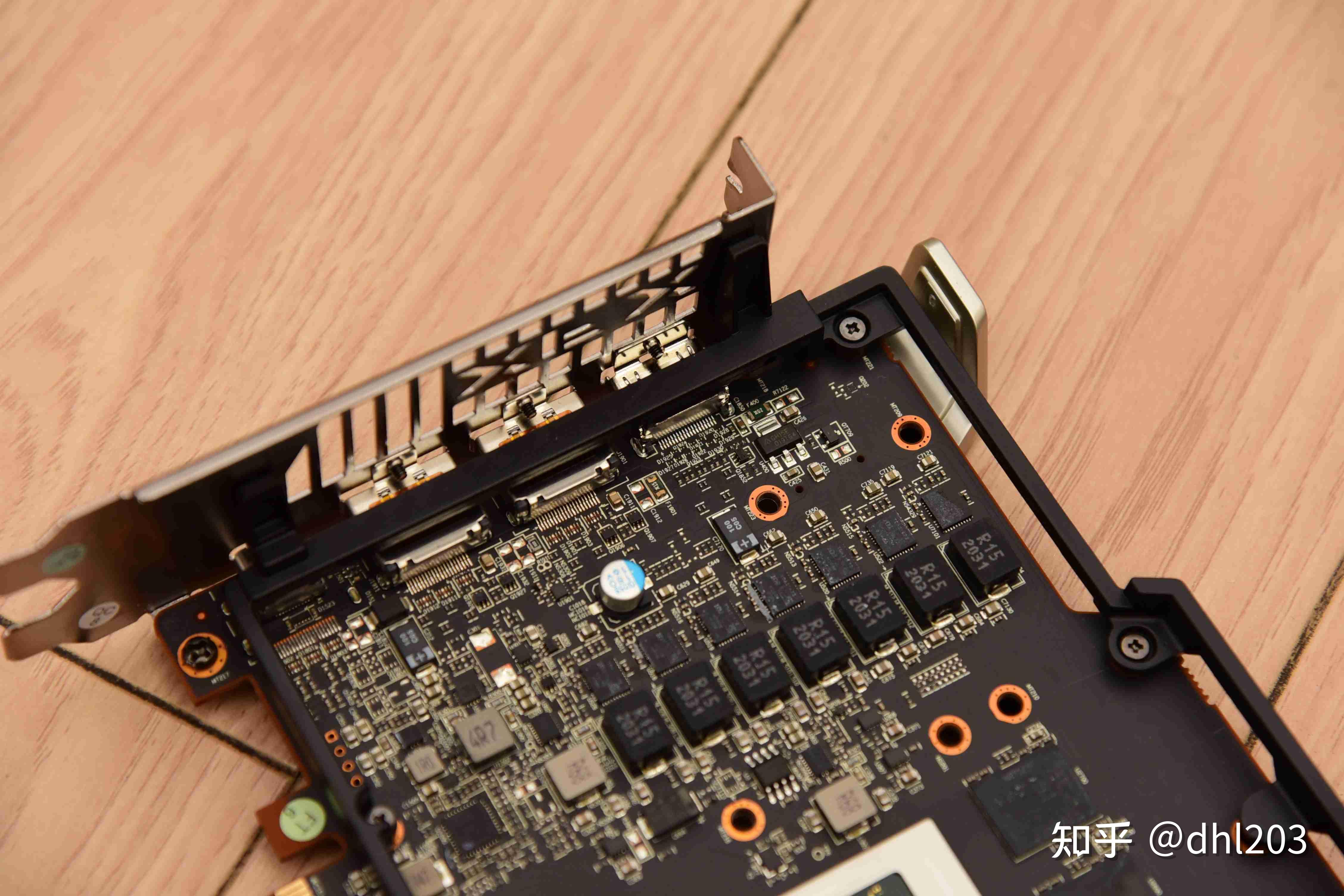 验证650W电源能否带动6800XT翻车记！ - 知乎