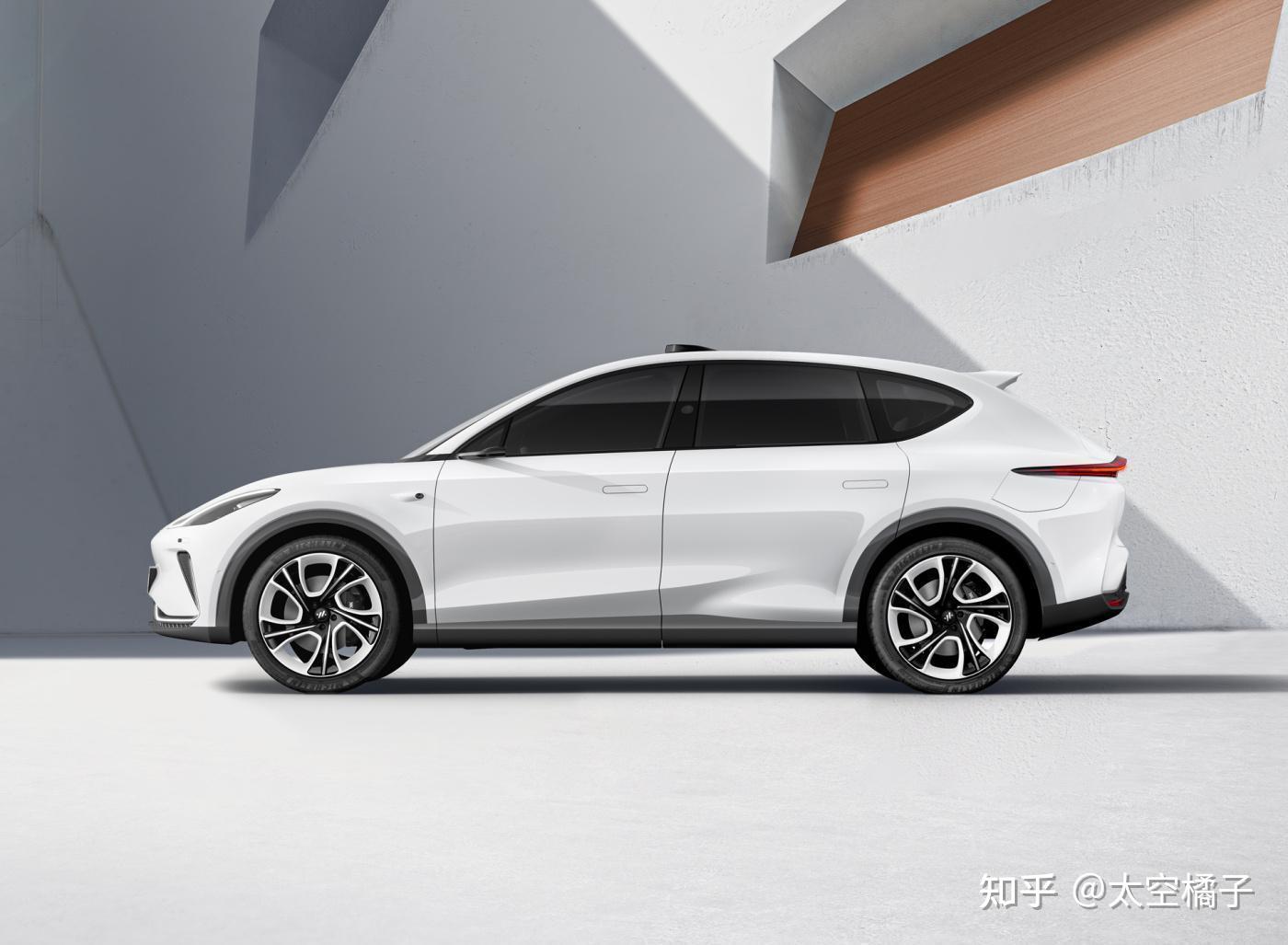 智己LS7、LS6、L7有什么区别？怎么选？ - 知乎