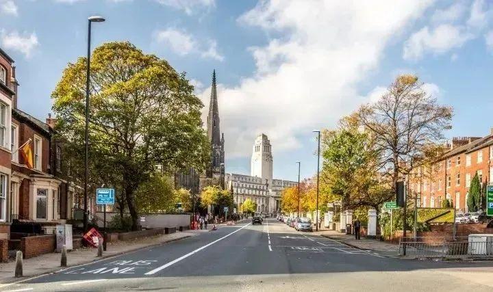 25Fall“放水”的3所QS前百英国大学！26Fall盯紧这些能“钻空子”申请？ - 知乎