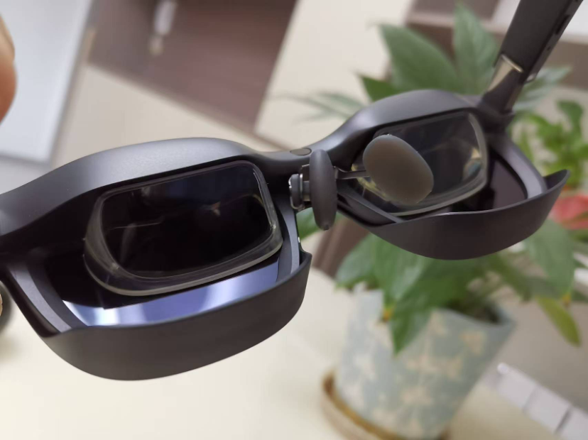 24年AR眼镜怎么买？XREAL新品Beam Pro实测，XREAL Air 2 Pro+XREAL Beam Pro是一种什么样的体验？