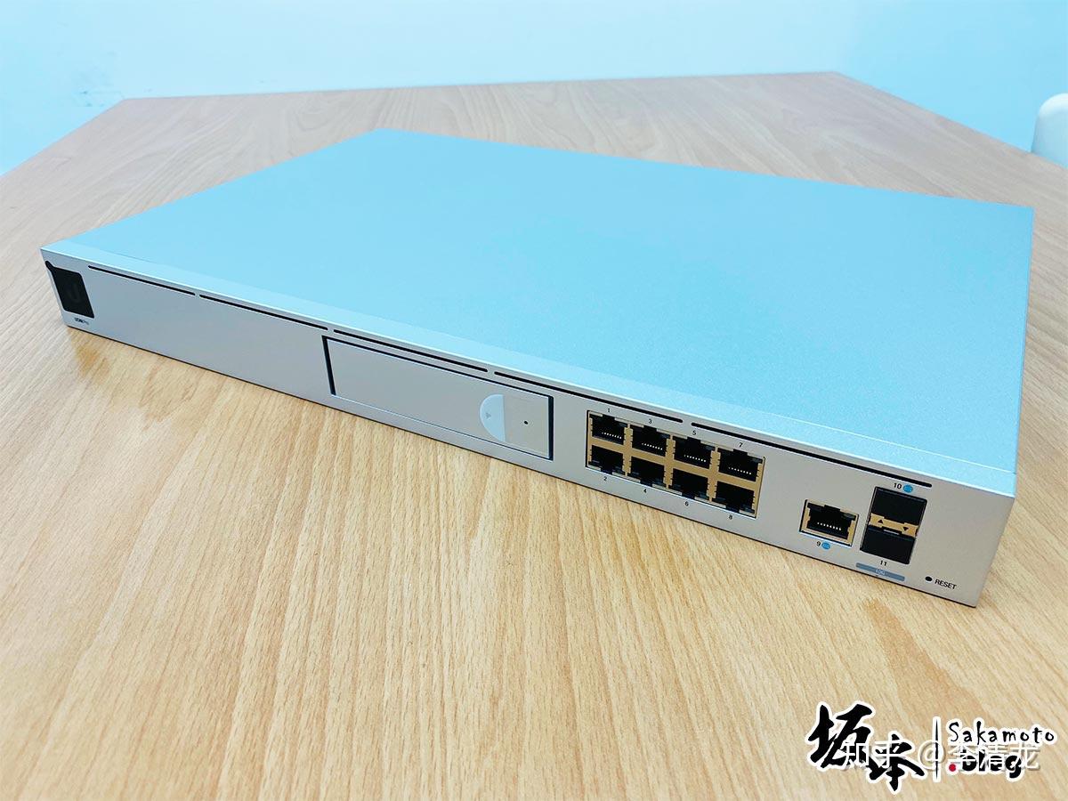 像极了梦幻！UniFi Dream Machine 系列UDM & UDM Pro 开箱评测 - 知乎