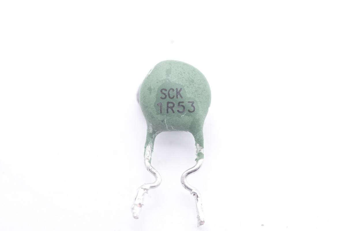 拆解报告：MOTO摩托罗拉125W氮化镓充电器MC-1251 - 知乎