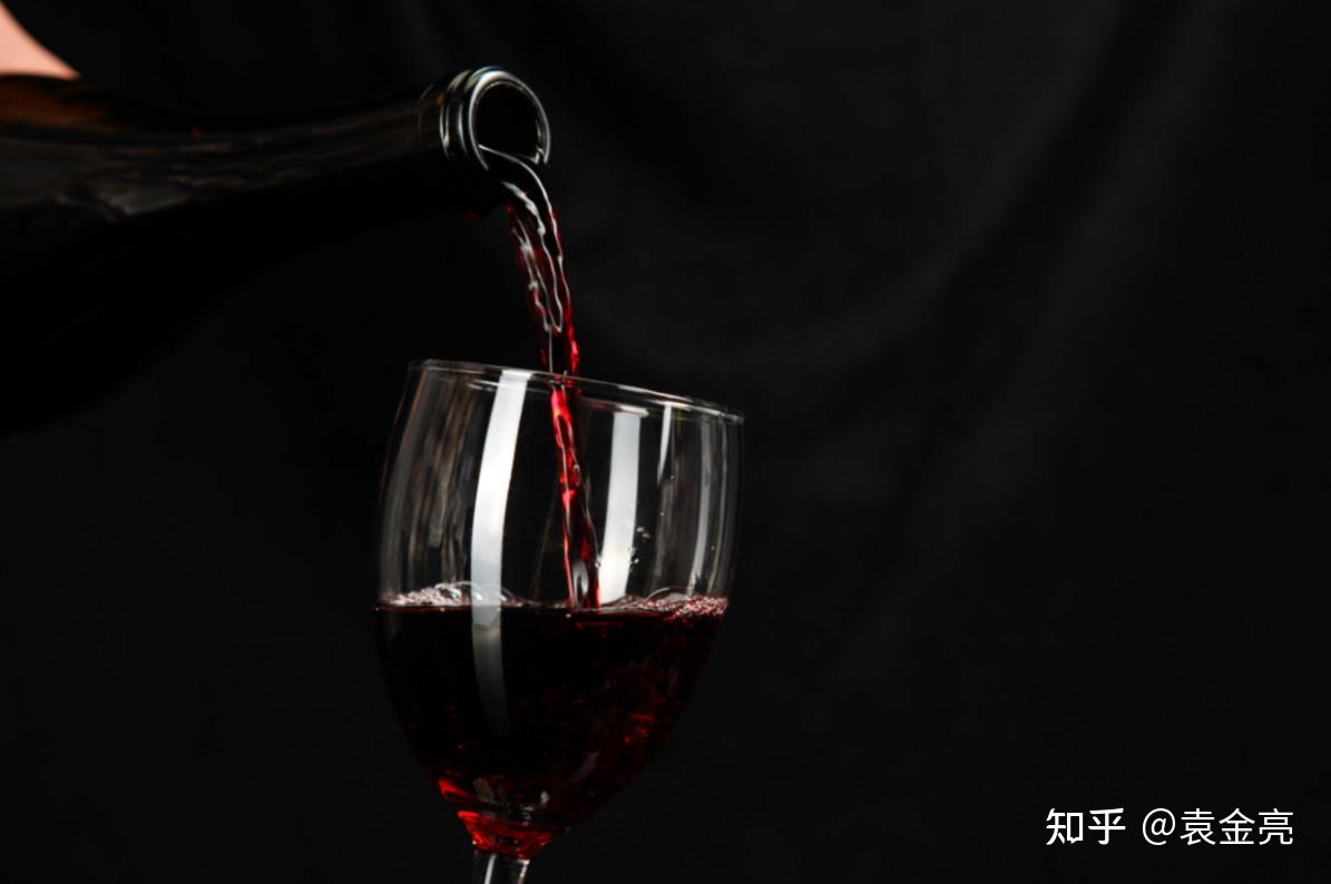 爱上红酒的 上流人士”为何越来越多?行家道出3点,很在理! 知乎