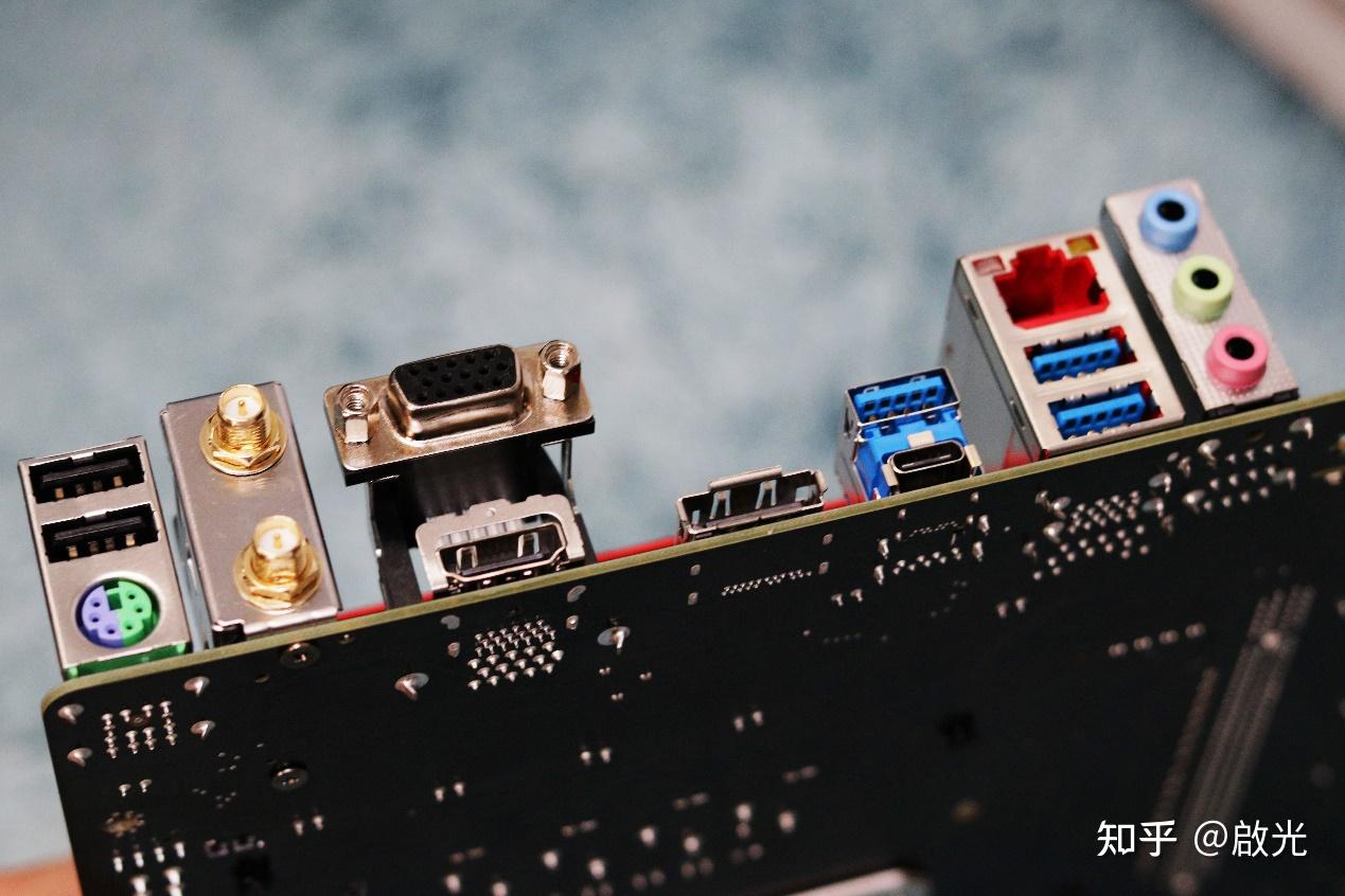 双塔CPU散热器的风扇位置，你装对了吗？ - 知乎