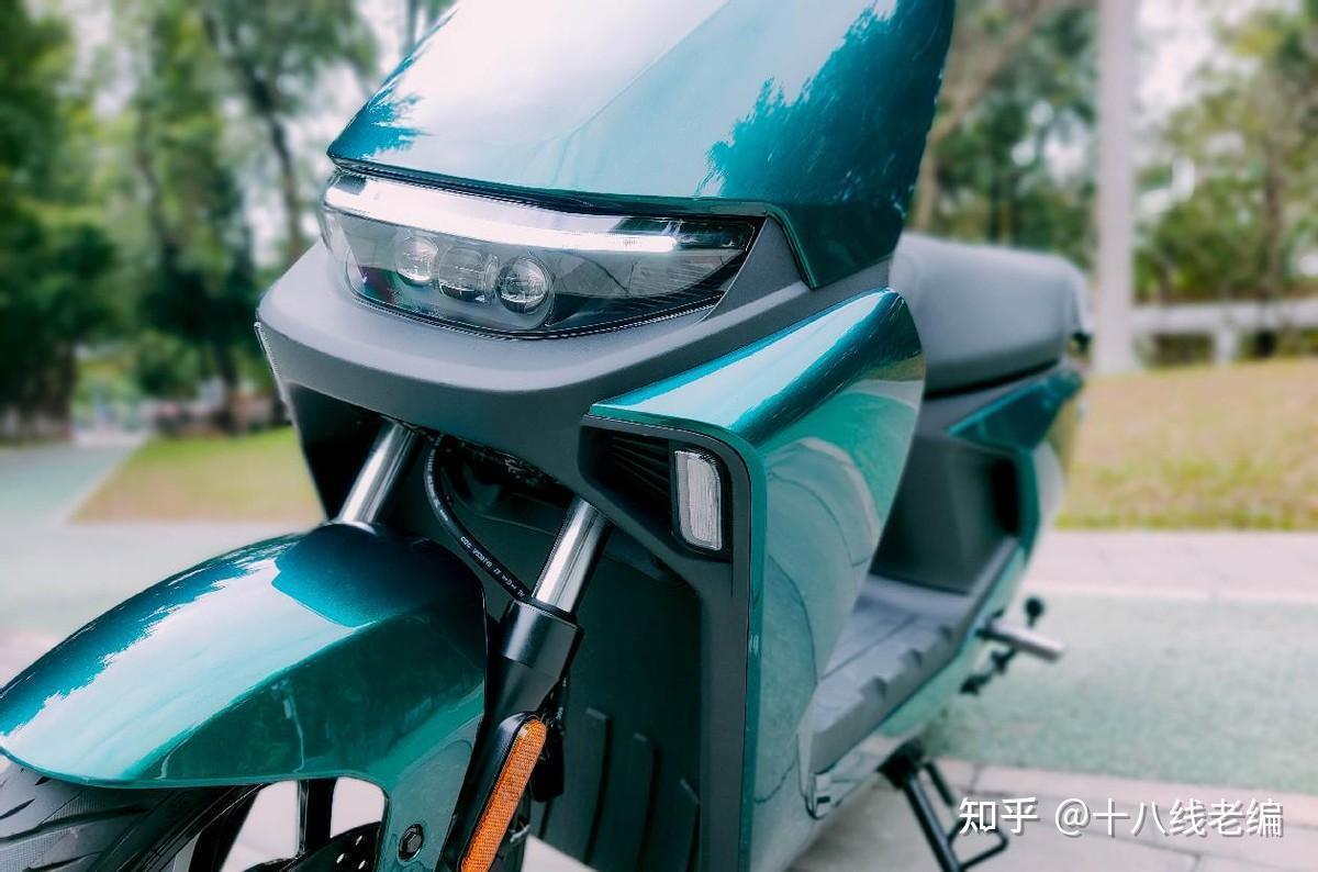 号称优化N系列所有短板，九号M95C电摩评测：107km+解决死亡摇摆 - 知乎