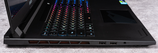 GIGABYTE AORUS 17X 开箱测评：综合测试分析 - 知乎