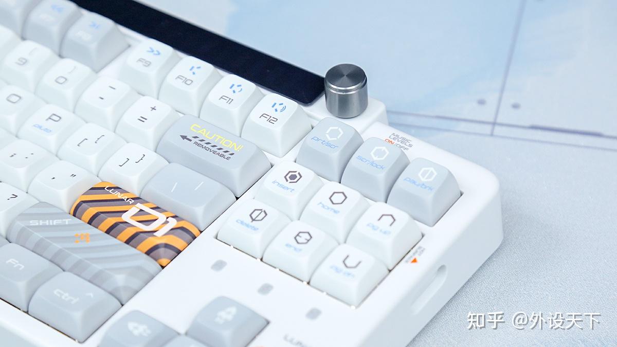 KeysMe Lunar 01三模无线机械键盘评测：炫酷潮玩