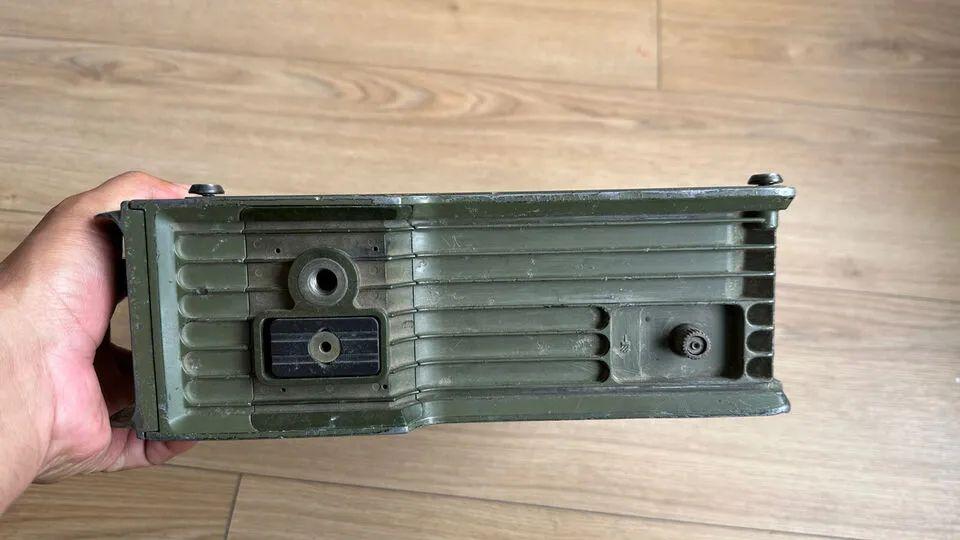 罕见的Thomson CSF skyhopper TRC-350 无线电发射器-法国制造 - 知乎