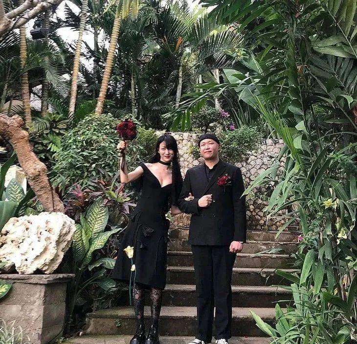 亚洲首位“升仙”90后超模来了！常年179cm/46公斤的崔素拉 - 知乎