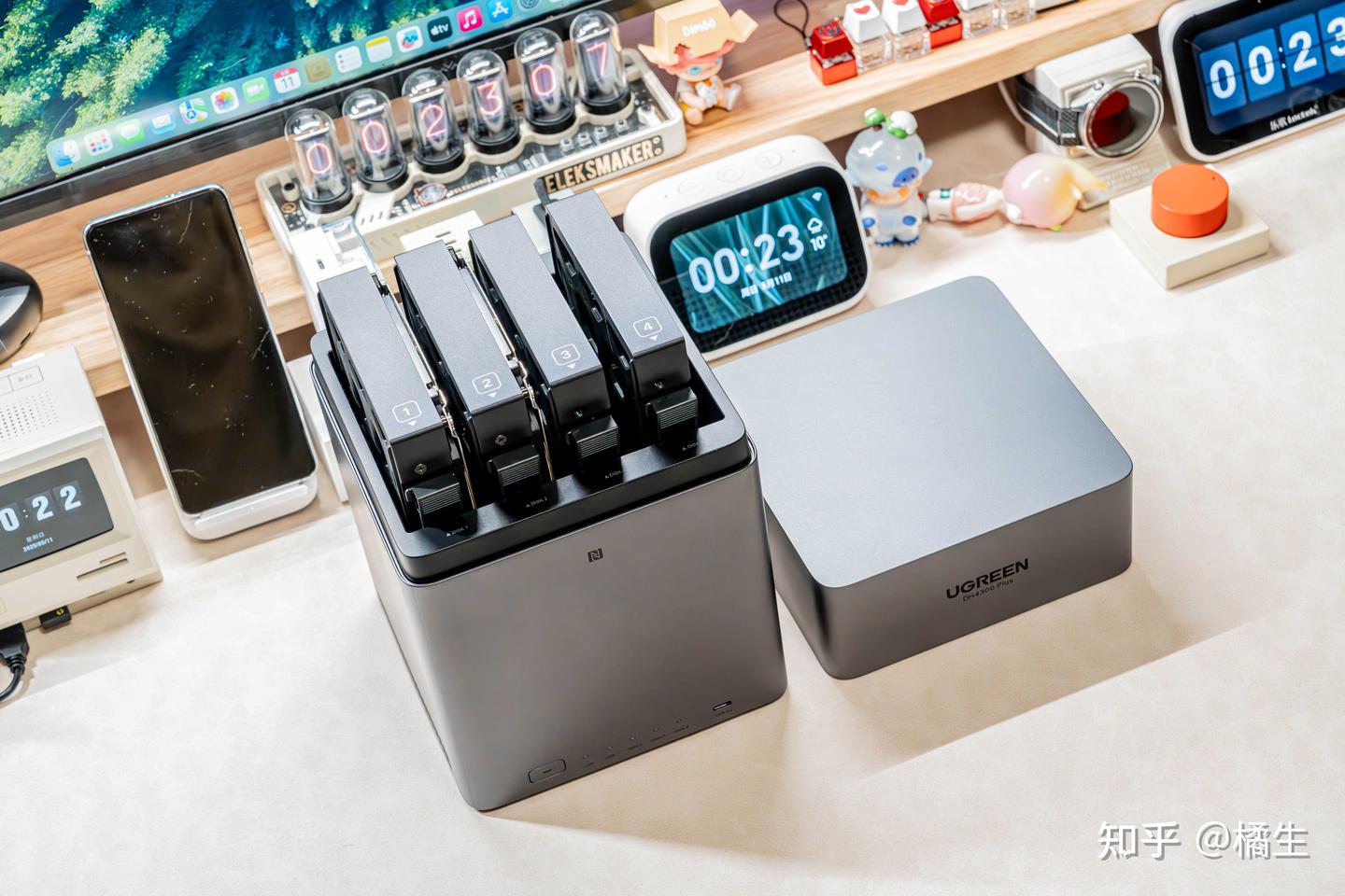 年轻人的第一台四盘位NAS？绿联DH4300 Plus首发深度评测 - 知乎