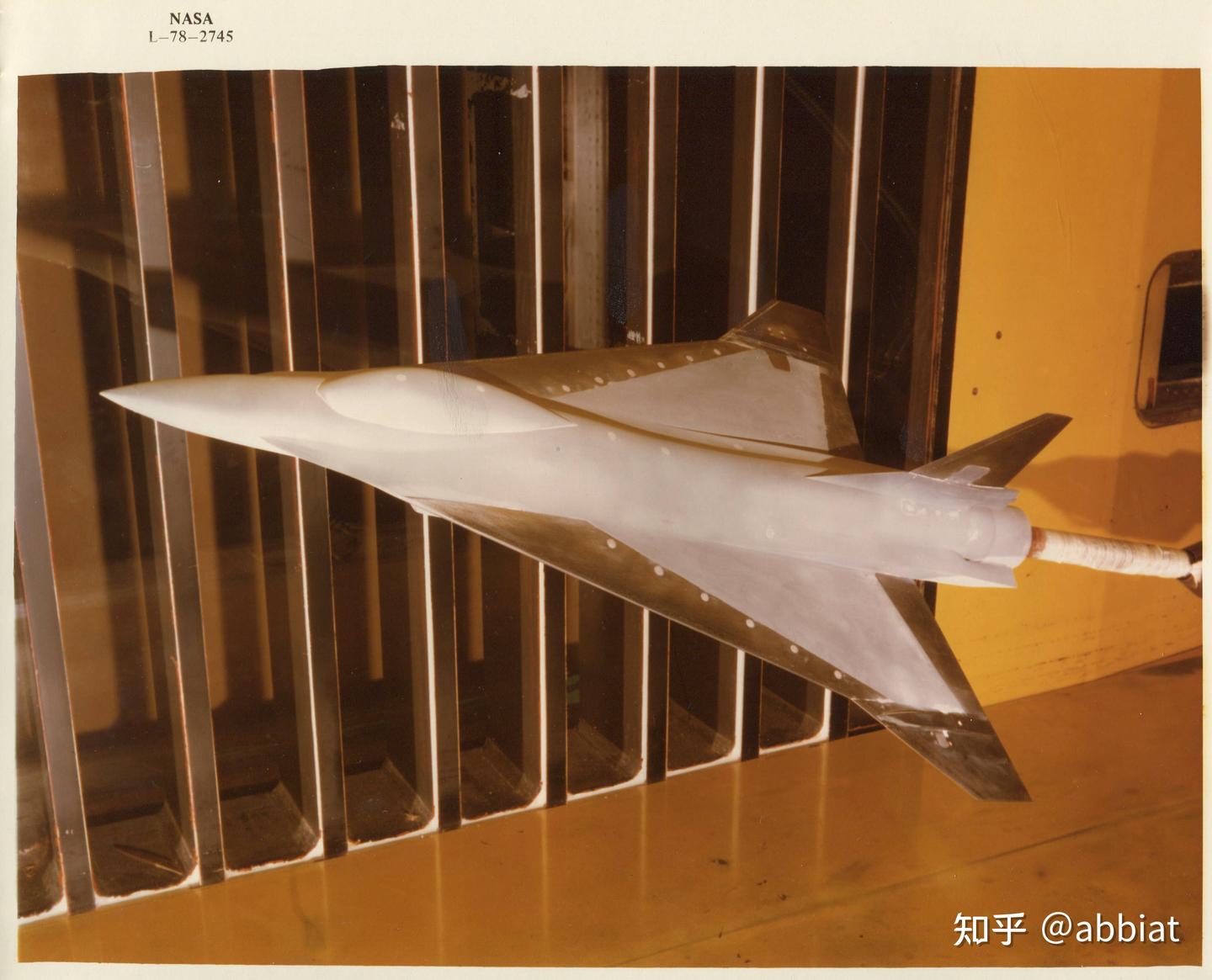 未完成的先进战机开发项目（18）：美 通用动力 F-16XL战斗机 - 知乎