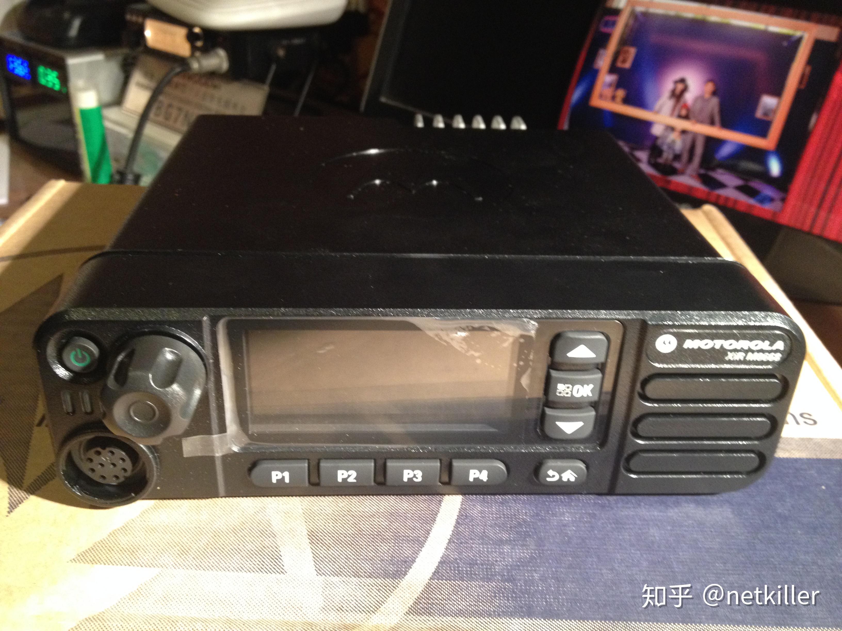 Motorola XiR M8668 开箱 - 知乎