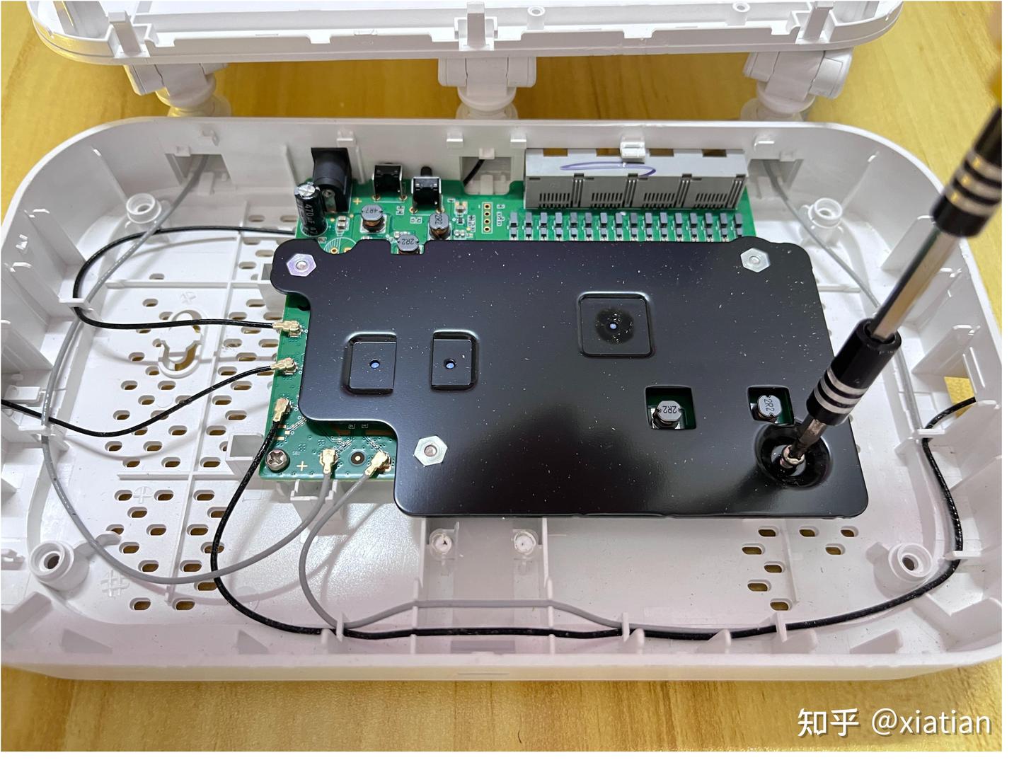 中兴E2633路由器拆机 中国移动版 - 知乎