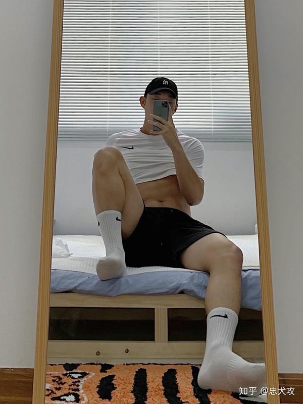 男生穿白袜特别好看是种怎样的体验? 知乎