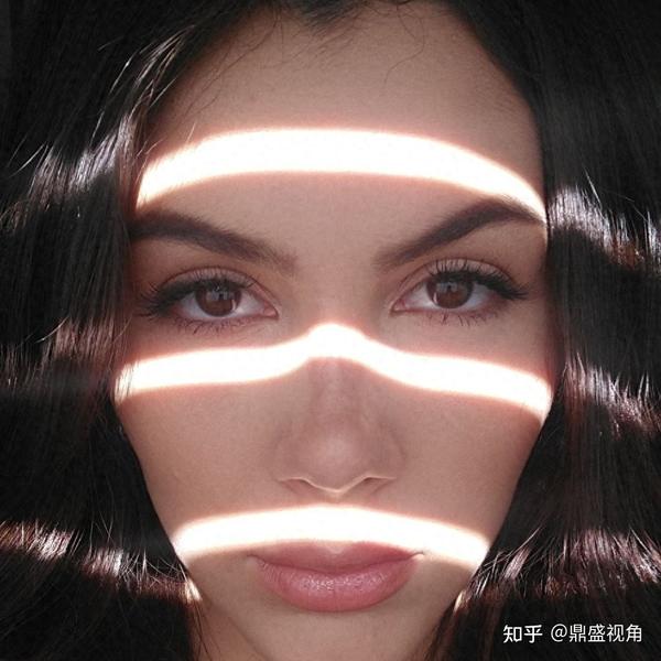 双馨，瓦伦蒂娜·纳皮 (Valentina Nappi),令人惊叹的身材和自然之美 - 知乎