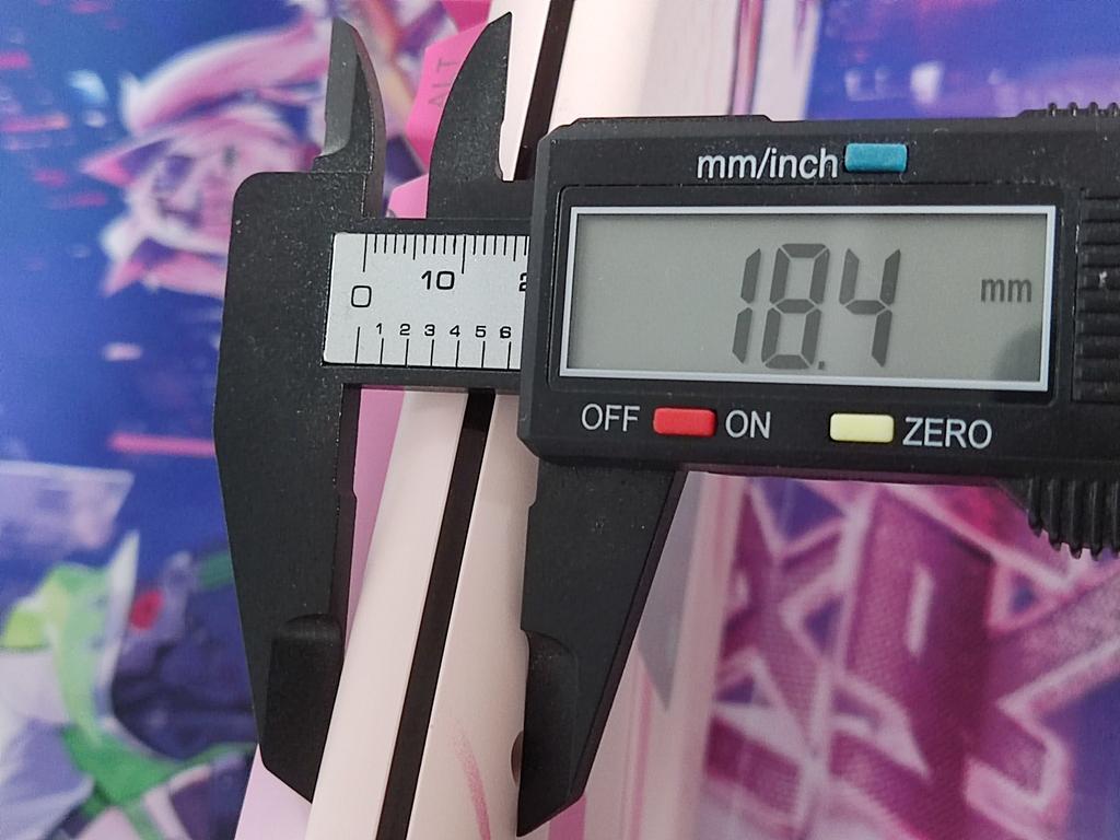 最爱猛男粉！彩虹轴携霓虹女神Lina同登珂芝Z98 IP定制款三模机械键盘 - 知乎