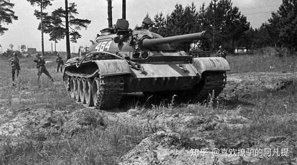 编号04：T-54各型号简介（第二部分）：1951年型、1951年指挥型、A型、A型指挥型 - 知乎