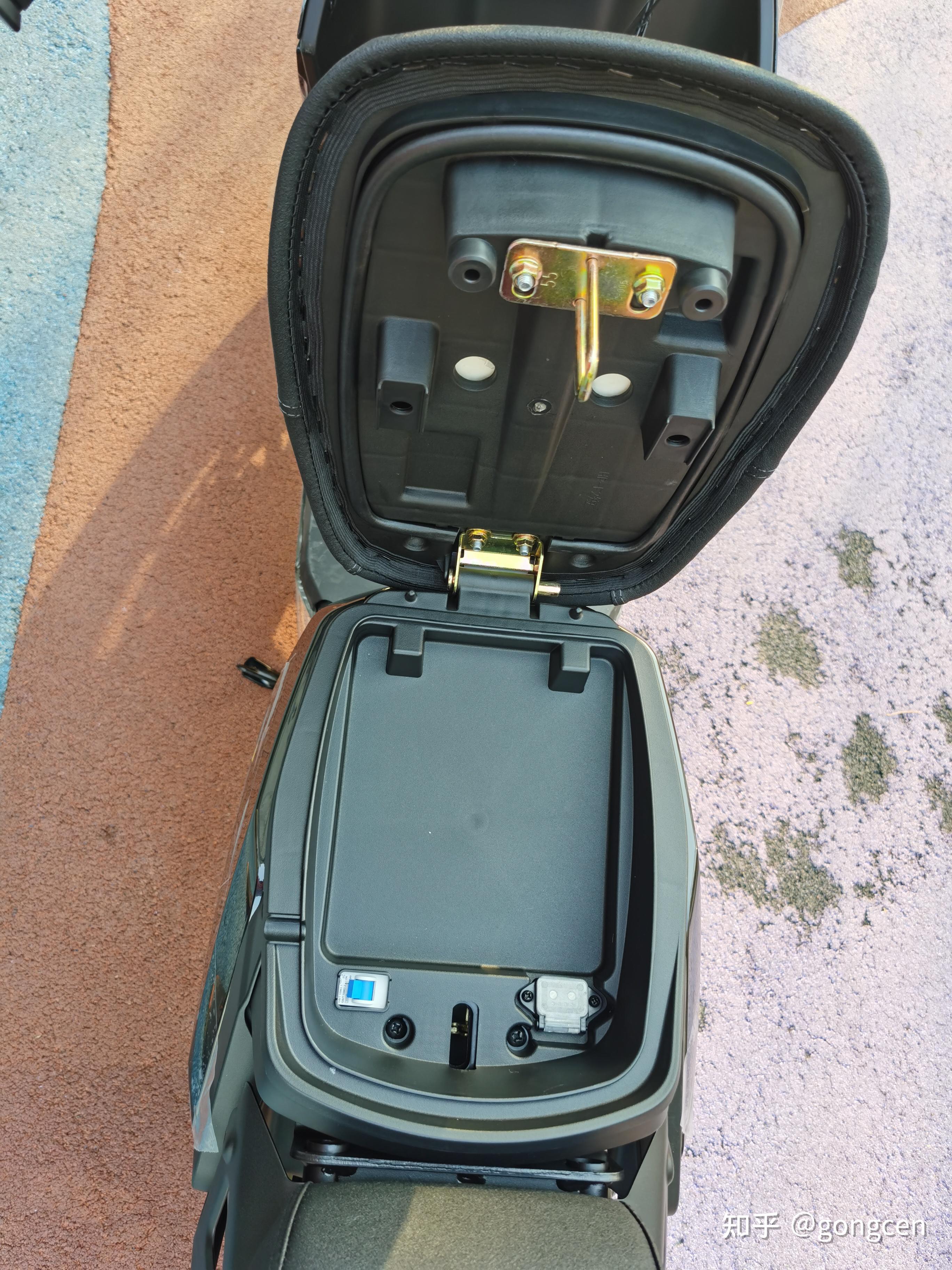 关于小牛F200你可能想知道的所有事 - 知乎