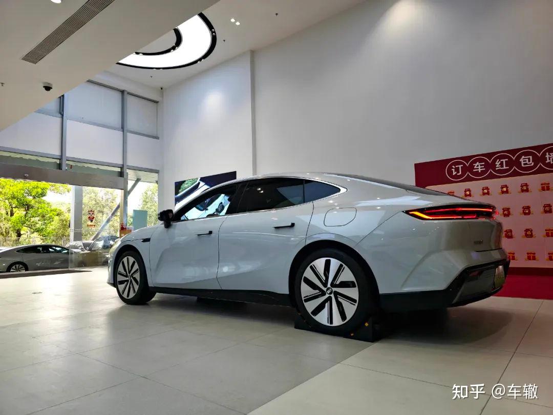 既生极氪007，何生银河E8？ - 知乎
