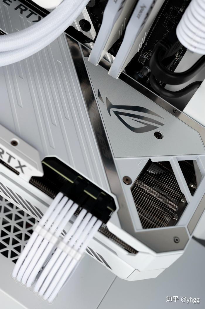 Cool White——i5-12490F+微星Z690刀锋钛+海盗船5000X极地白装机 - 知乎