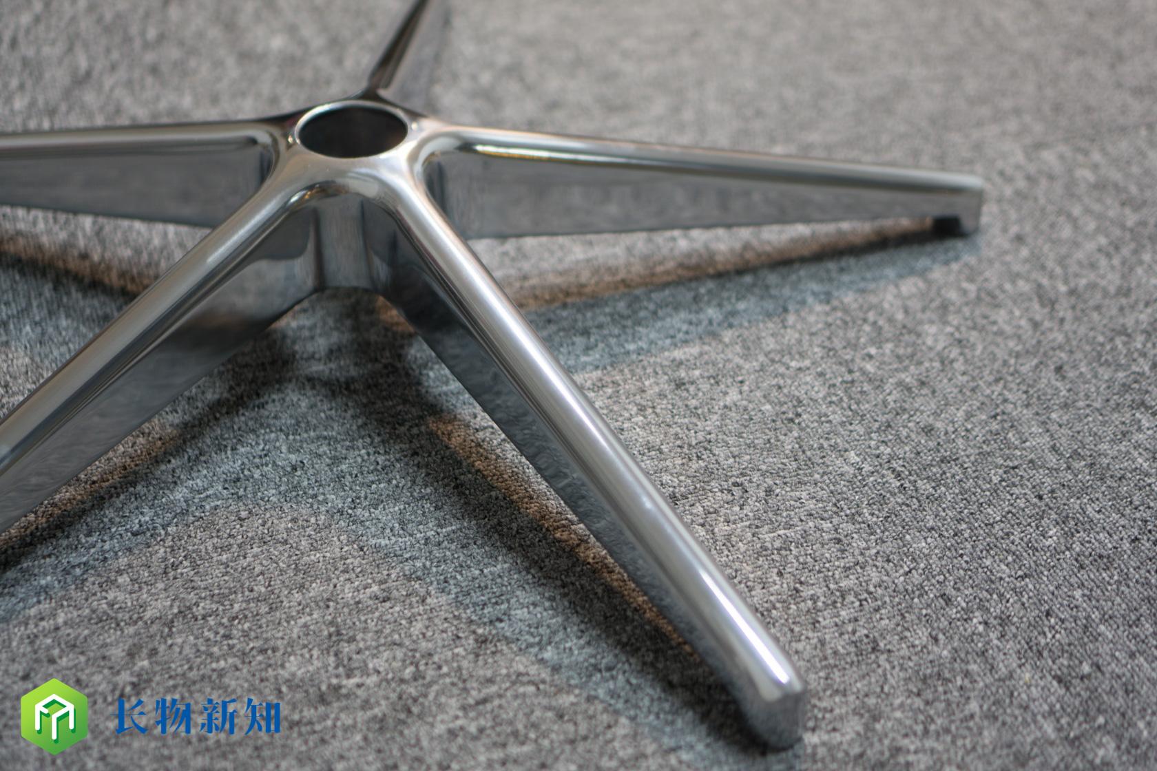 拯救老腰的第一步，就升级把舒服点的椅子好了——ergomax commander人体工学椅评测 | 肉身评测 - 知乎