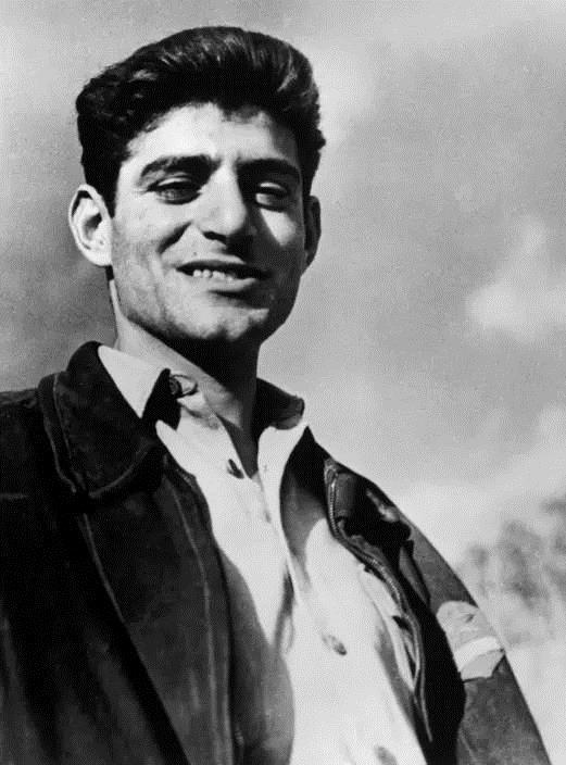 Magnumphotos co-founder Robert Capa and his war