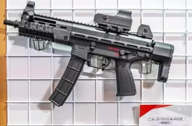 CS/LR-7型冲锋枪，是把70周年阅兵枪械，现装备的单位越来越多 - 知乎