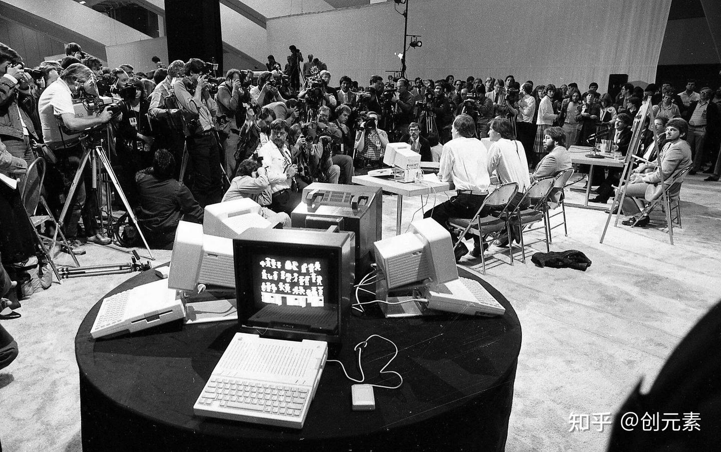 Apple II 的诞生与传奇：个人电脑革命的起点 - 知乎