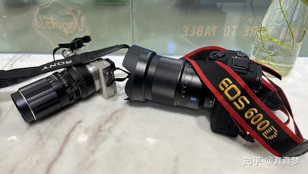 答：索尼8年前发布的A6000微单现在还值得入手吗 - 知乎