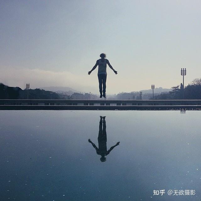 摄影师Simone Bramante来自意大利，自称是一位讲故事的人。他的照片充满了故事感和代入感，常常让人误以为是电影镜头中的一帧。 - 知乎