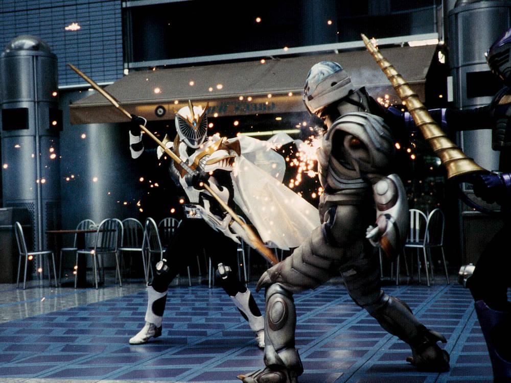 【假面骑士图鉴】假面骑士Odin、大牙、Imperer和Femme的专属武器官方设定 - 知乎