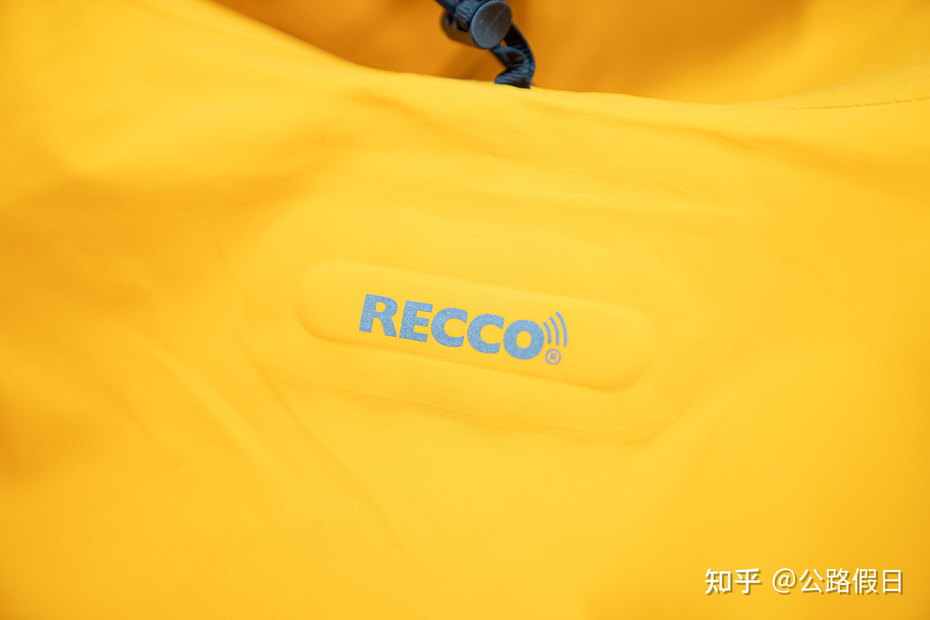 为极限户外而生，超高性价比冲锋衣推荐：伯希和「北极星」全天候硬壳冲锋衣 - 知乎