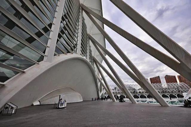 Santiago Calatrava｜【极速100x10】100个设计师的1000个项目【006】 - 知乎