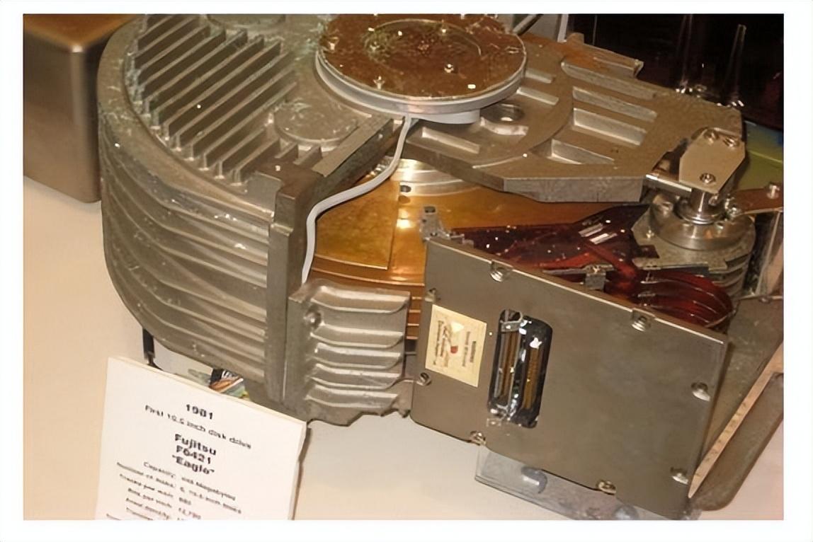 IT历史连载16-硬盘的历史 - 知乎