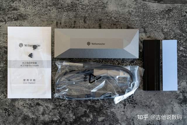 速度高达20Gbps！尤达大师这款硬盘盒没让SSD浪费