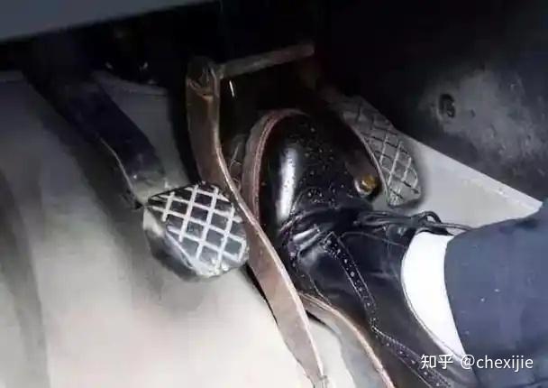 刹车踏板行程太长怎么调整？刹车踏板踩不下去是什么原因？ - 知乎