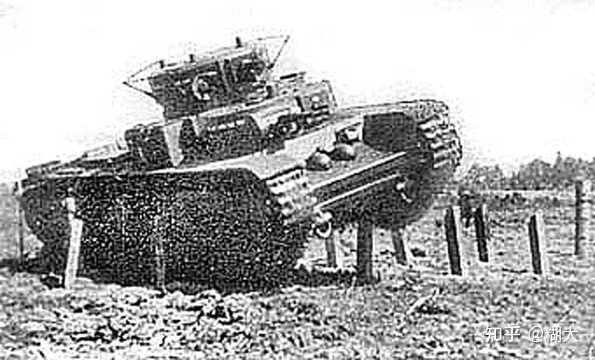 “履带上的战舰”：怪兽般的T-35重型坦克（1938年型） - 知乎